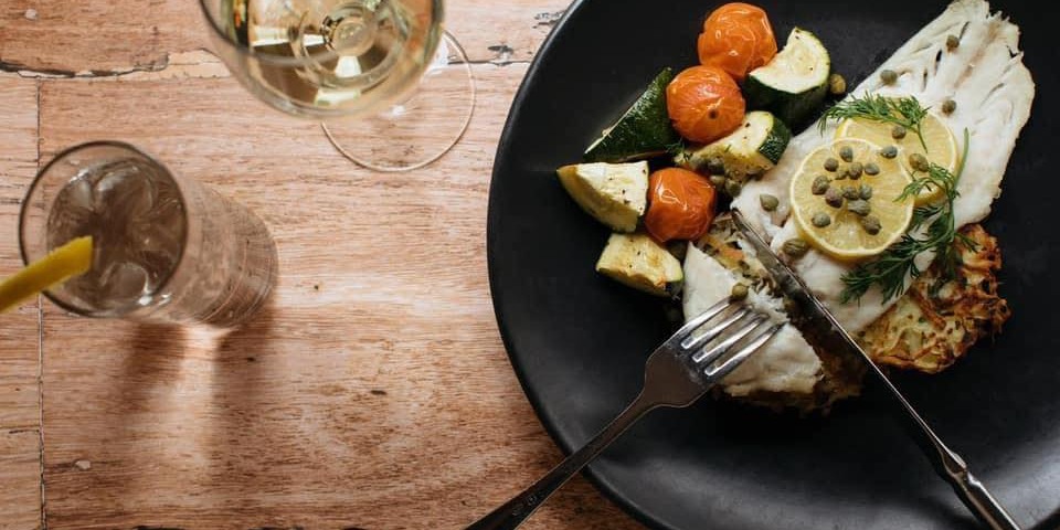 Sesame Crusted Salmon w/ Sweet Soy Glaze - Good 4U Meals - Good 4U ...