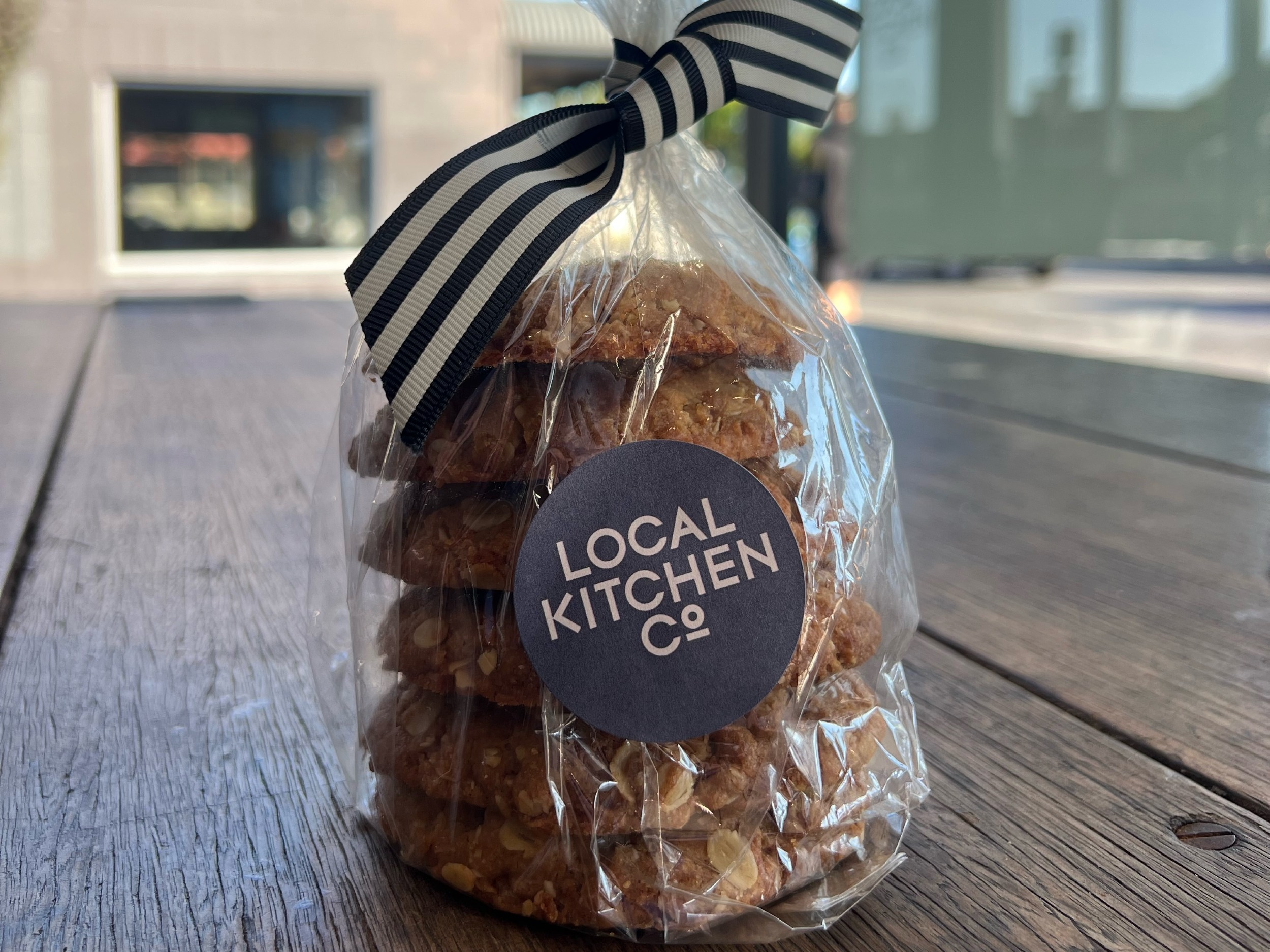 Chocolate Chip Cookies (6) - Local Kitchen Co - Local Kitchen Co | Food ...