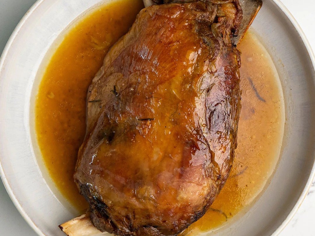 Large Slow Roasted Lamb Shoulder (1.65kg) - Luvarlee - Luvarlee ...