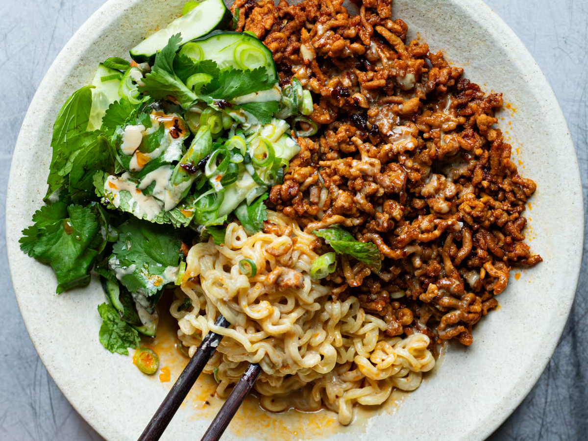 Sticky spicy beef w sesame ramen - Pony & Sid - Pony & Sid: Tasty and ...