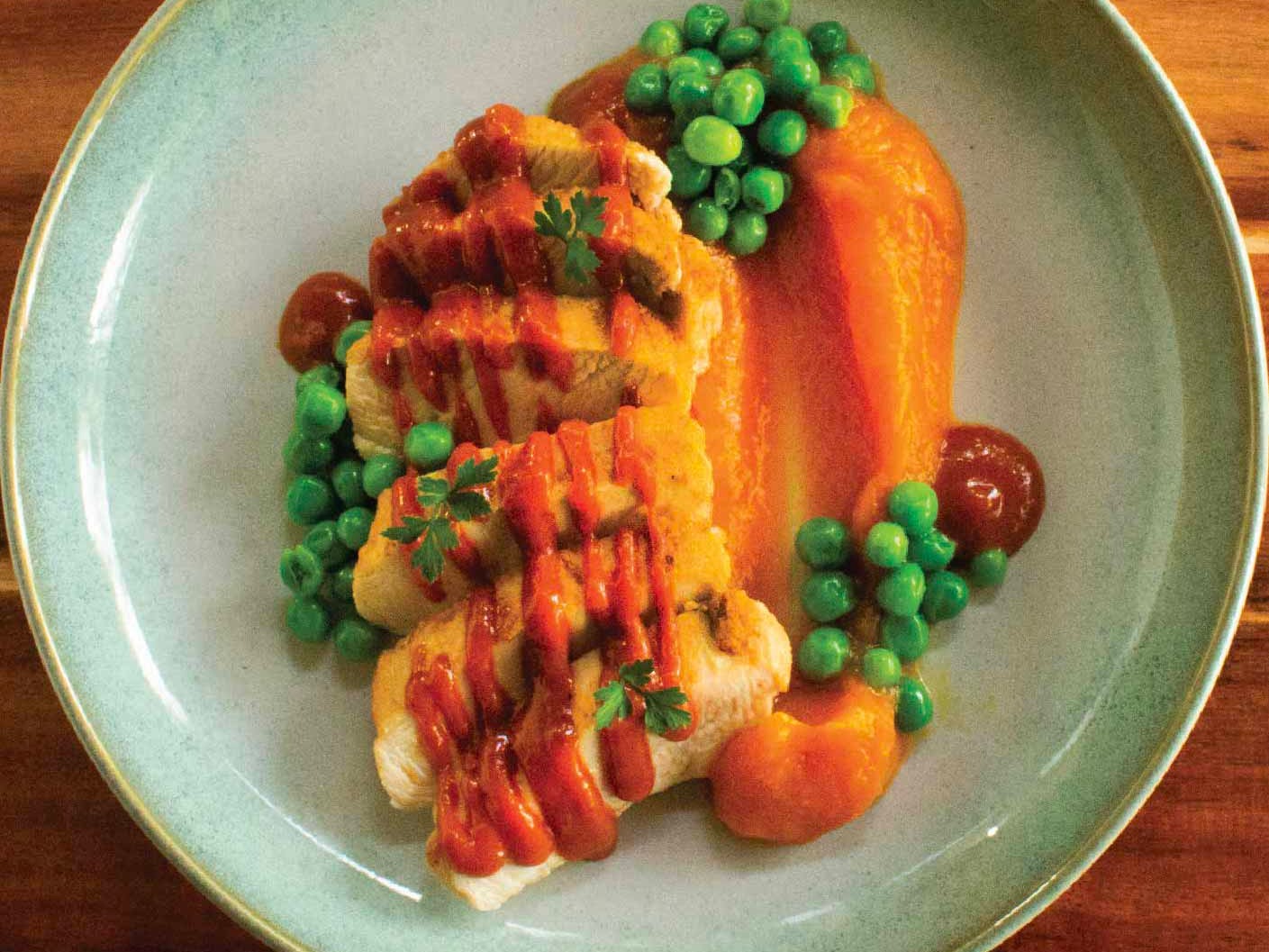 Chef made BBQ Sauce Chicken Breast, Pumpkin Mash, Peas Protein 33.8 ...